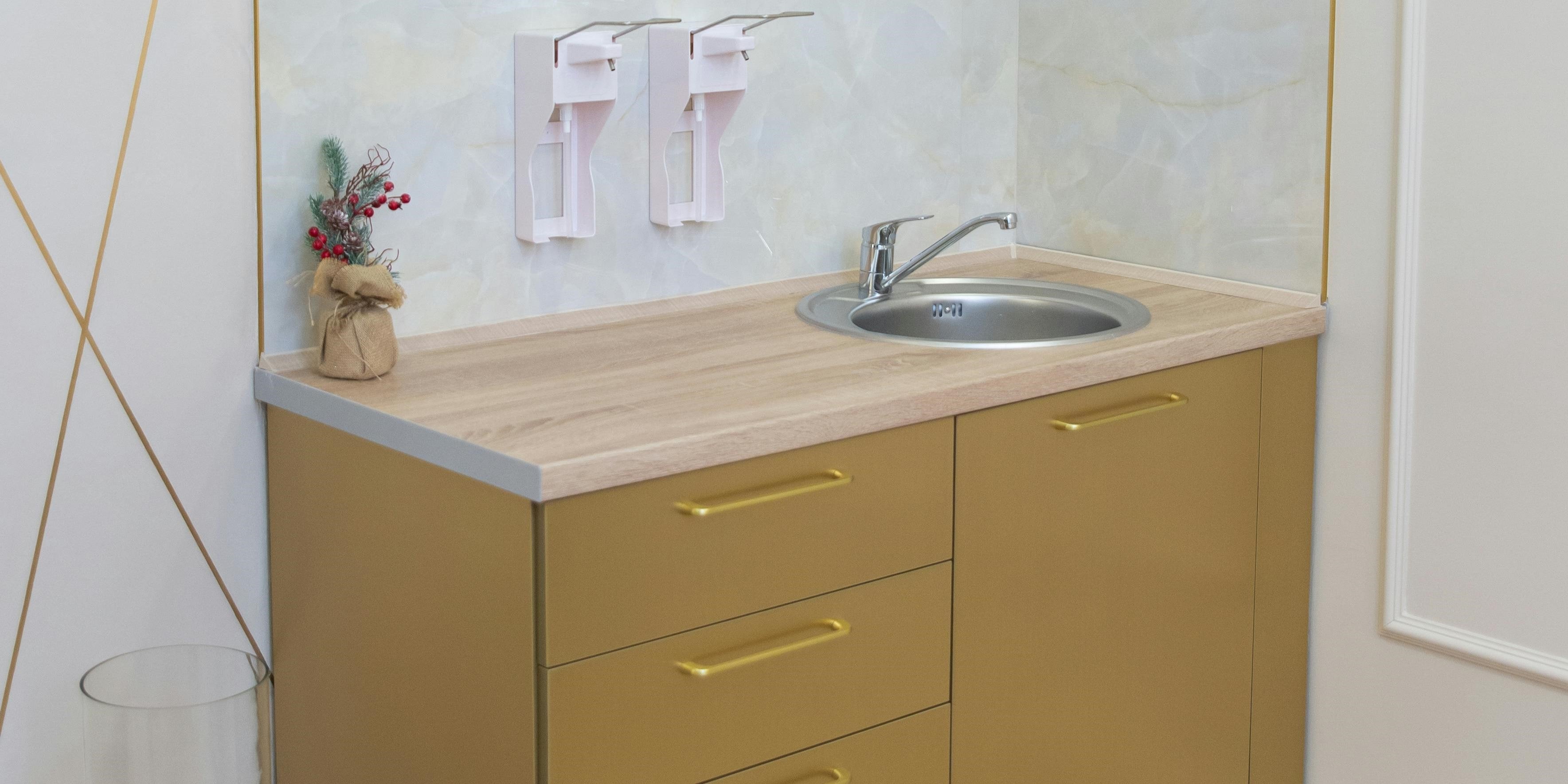 Custom Amish Bathroom Vanities for Your Home | Amishwerks